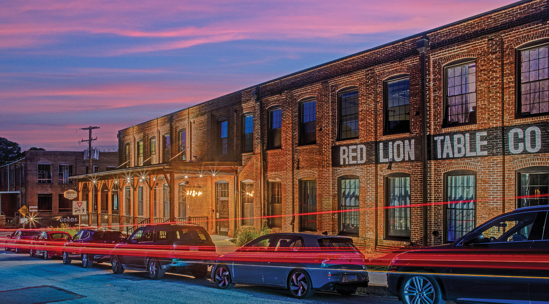 SAAarchitects - Red Lion Table Company